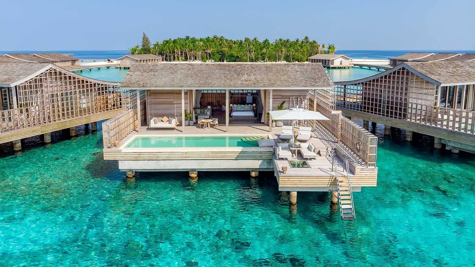 Maldives: The Best House Reefs — LGBT tailor-made travel